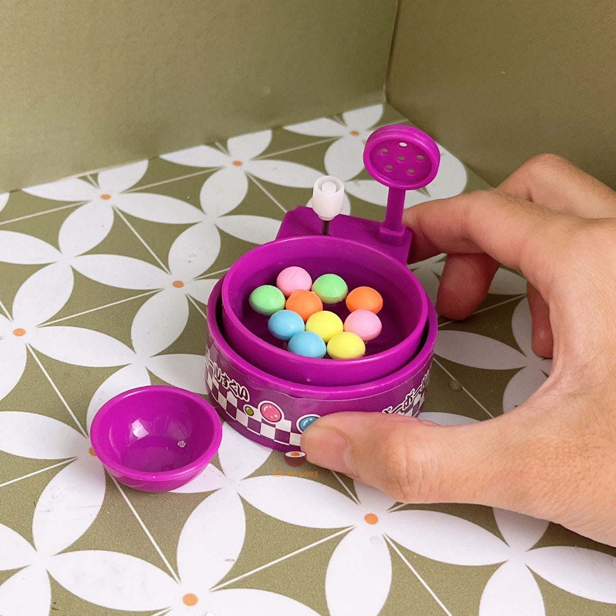 Miniature Real Water Spinning Ball Scooping Classic Toy|Miniature Shop ...