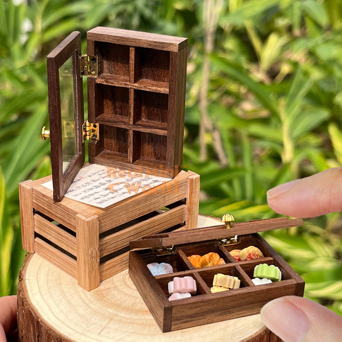 Miniature 6 Compartment Wooden Display Box | Dollhouse Miniature Shop ...
