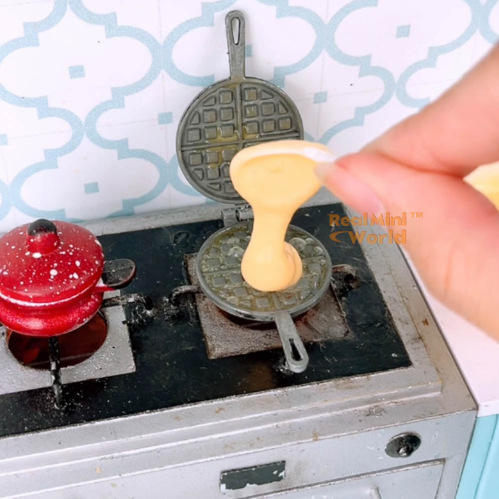 Miniature Cooking Real Classic Waffle Pan 1:12 for Tiny Food Cooking ...