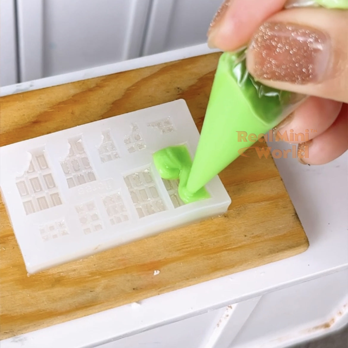 Miniature Chocolate Mould | Easy Bake Tiny Baking Shop – Real Mini World