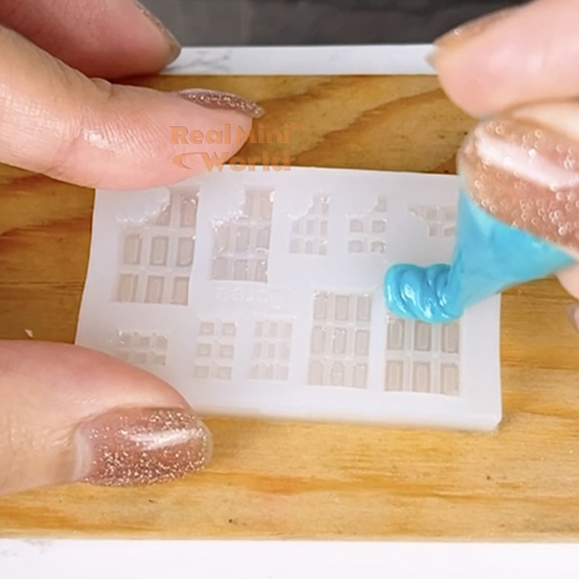 Miniature Chocolate Mould | Easy Bake Tiny Baking Shop – Real Mini World