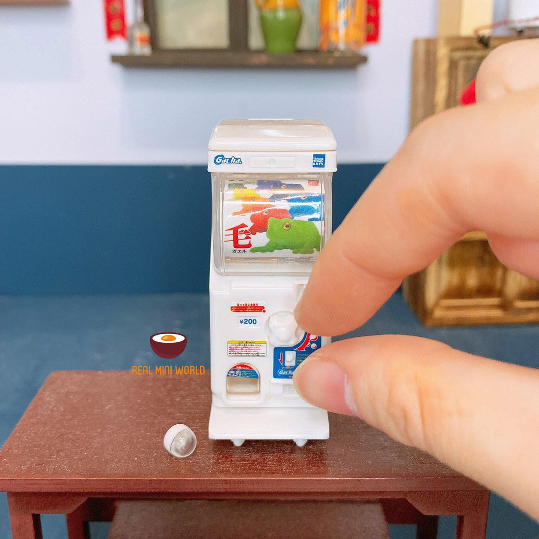 Miniature real working Gachapon machine | Real Mini World