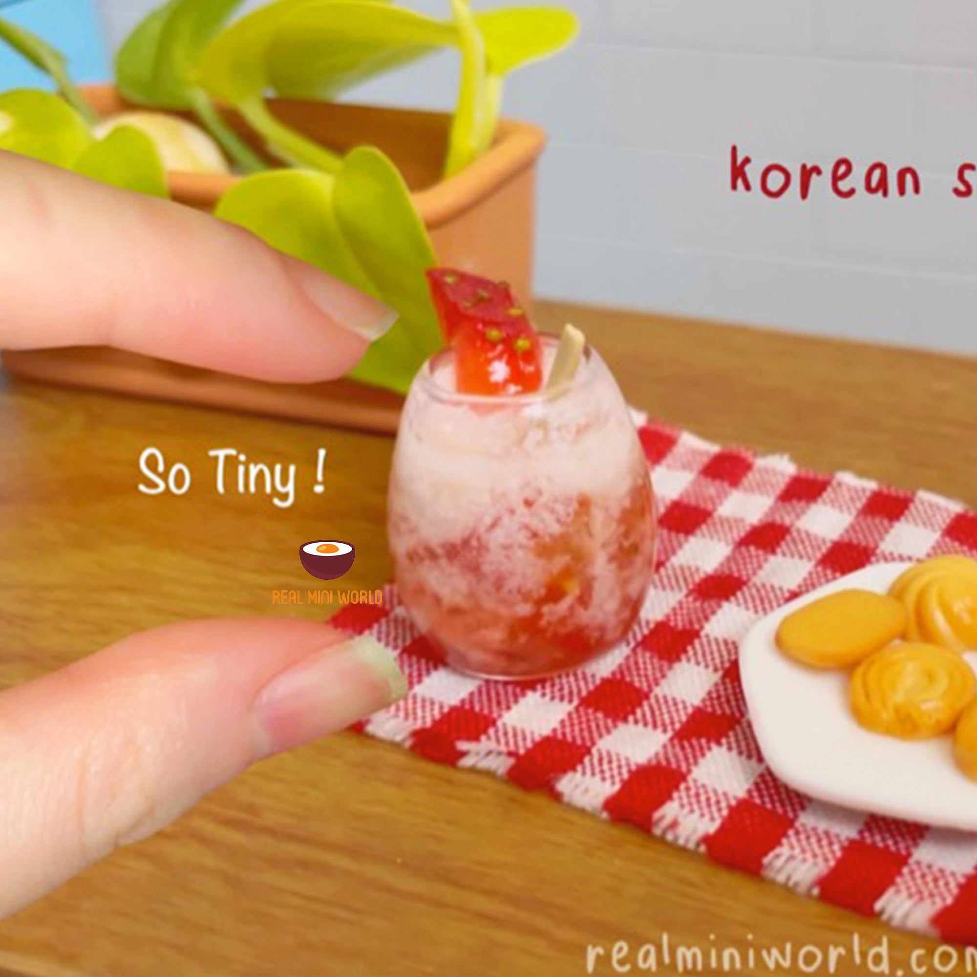 Miniature Juice or Latte Glass | Mini Cooking Shop – Real Mini World