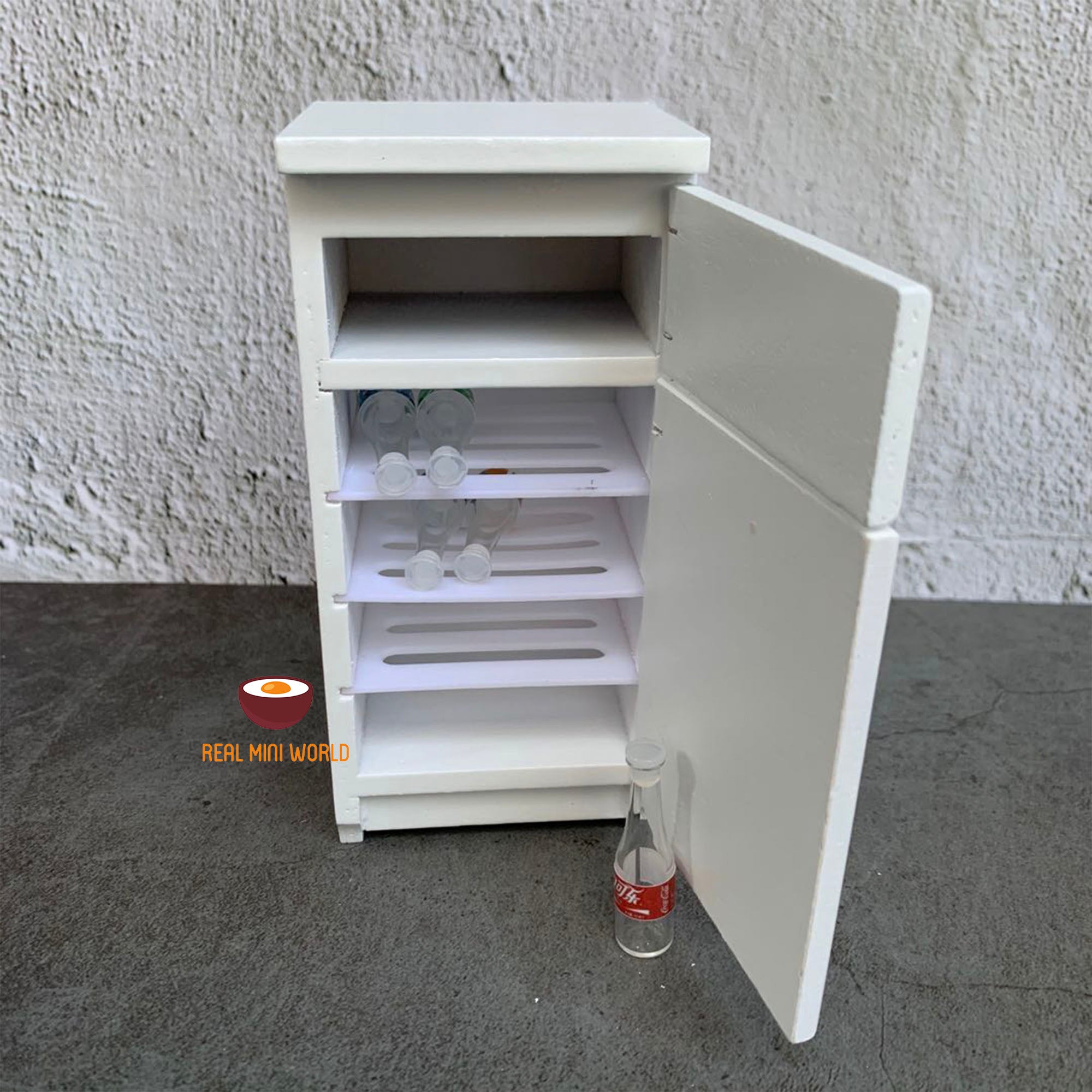 Miniature fridge – Real Mini World