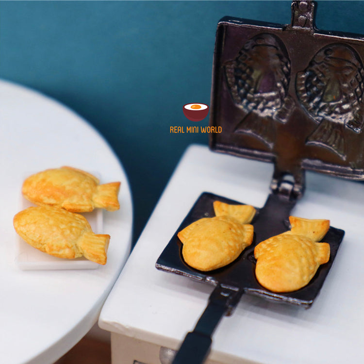 Miniature REAL Cooking Taiyaki Waffle Pan 1:12 – Real Mini World