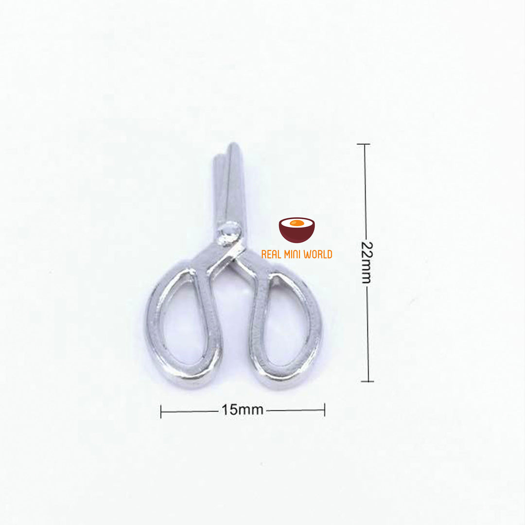 Miniature scissor for tiny cooking show – Real Mini World