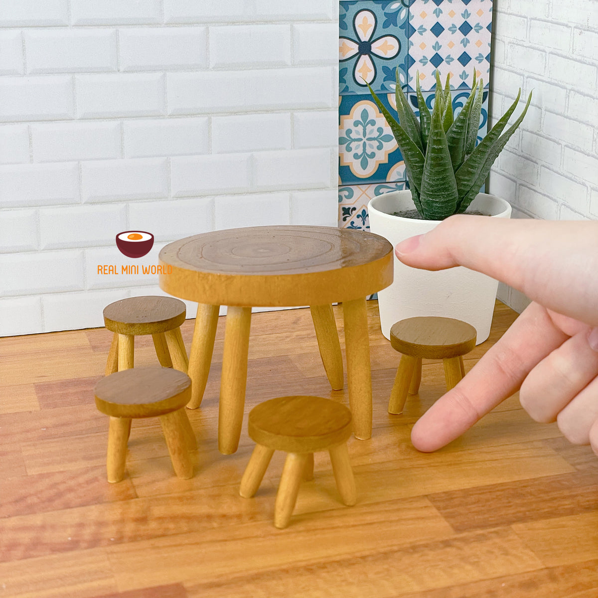 Vintage Style Coffee Table and Chair Set | Miniature Cooking Shop ...