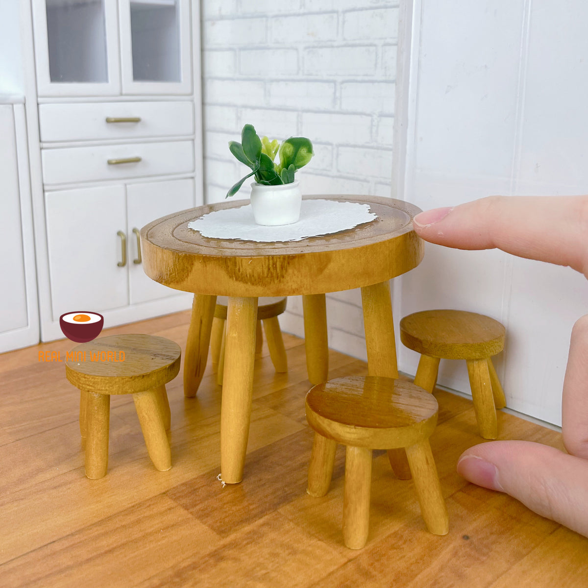 Vintage Style Coffee Table and Chair Set | Miniature Cooking Shop ...